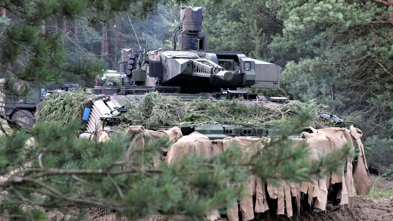 Puma – Einsatzprüfung VJTF, Nachrüstung 1. Los und Bestellung 2. Los